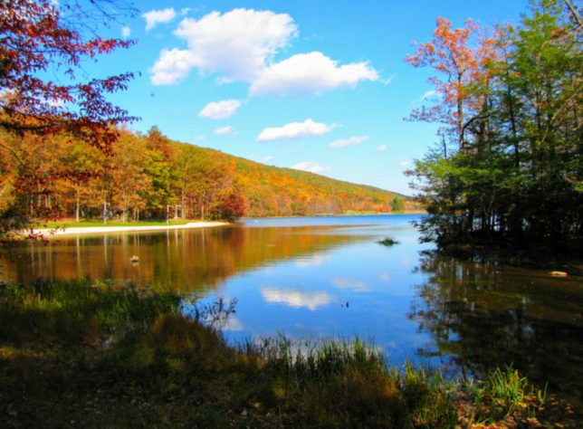 Locust Lake State Park Barnesville, Pennsylania ⋆ RideParkLive
